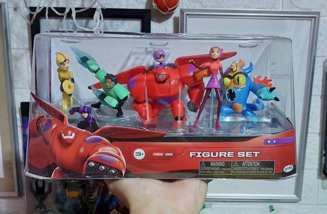 Big Hero 6 Figurine Set Hobbies And Toys Toys And Games On Carousell