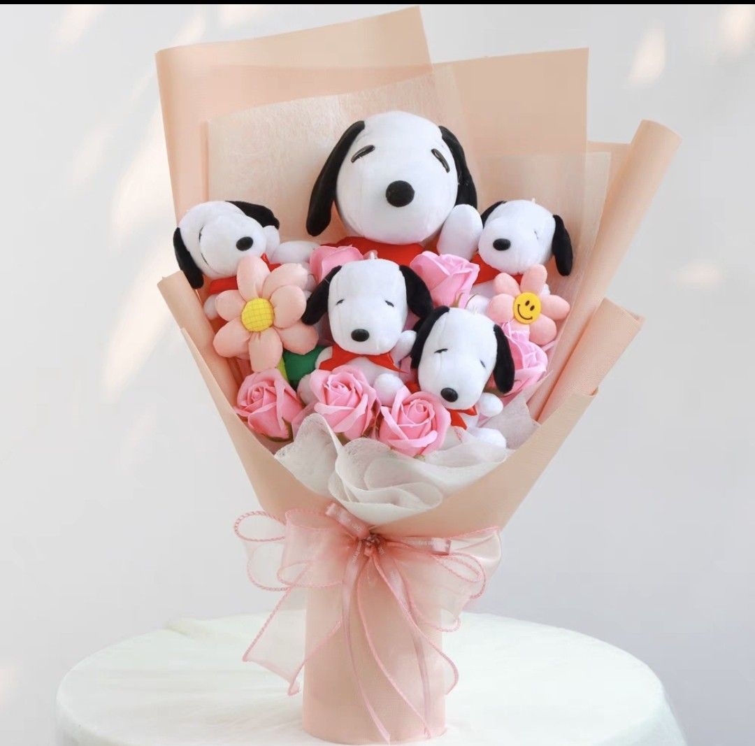 Bouquet : SNOOPY SERIES, Hobbies & Toys, Stationery & Craft, Flowers ...