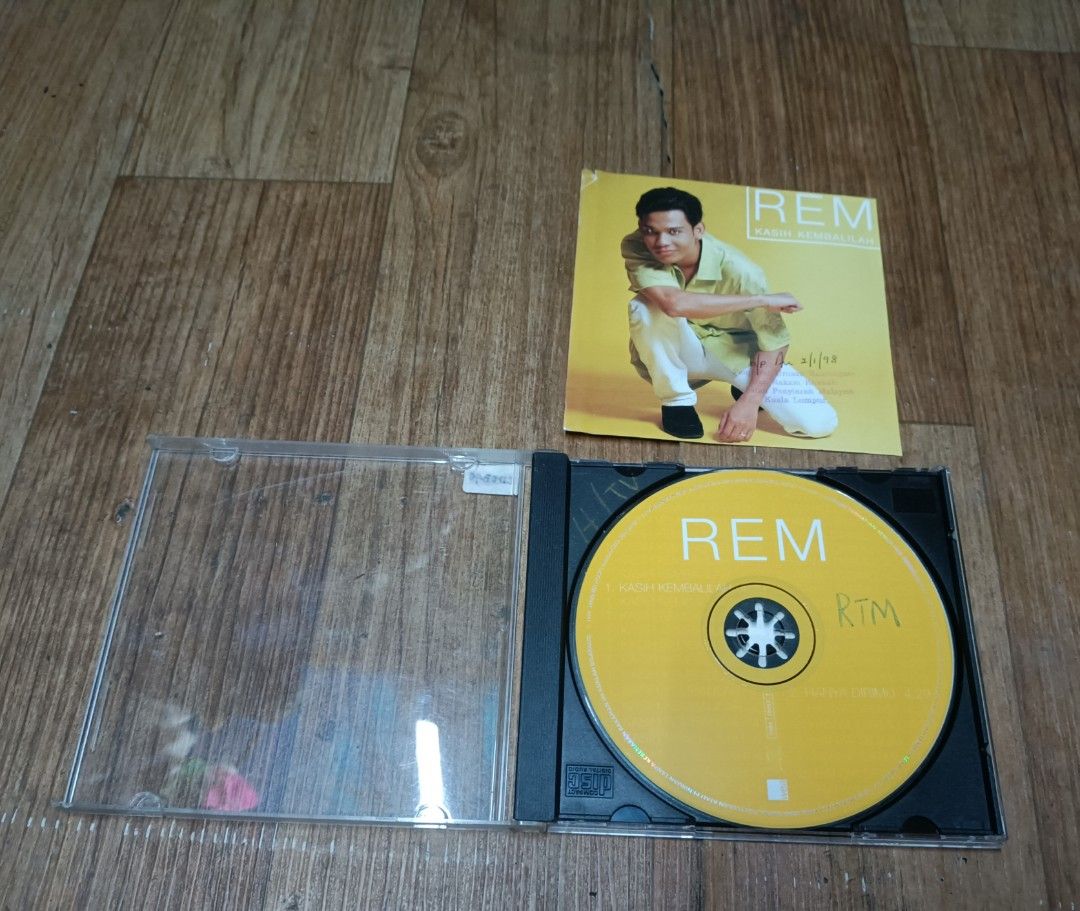 CD REM @ 1997 WARNER MUSIC MALAYSIA SDN BHD.., Hobbies & Toys, Music & Media, CDs & DVDs on ...