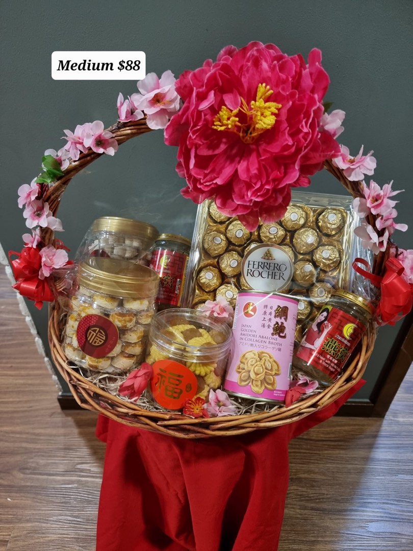 Chinese New Year CNY Hamper - LNY free delivery , Food & Drinks, Gift Baskets & Hampers on Carousell