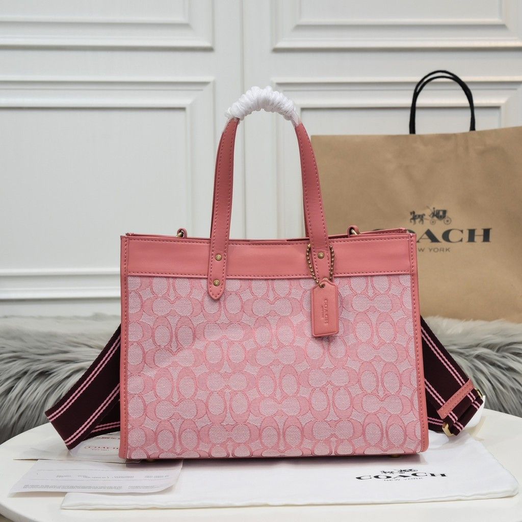 Coach Field Tote 30 in Signature, Women's Fashion, Bags & Wallets, Tote ...