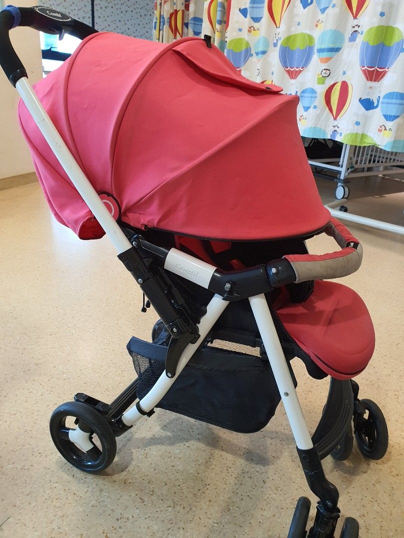 Combi urban walker lite, Babies & Kids, Going Out, Strollers on Carousell