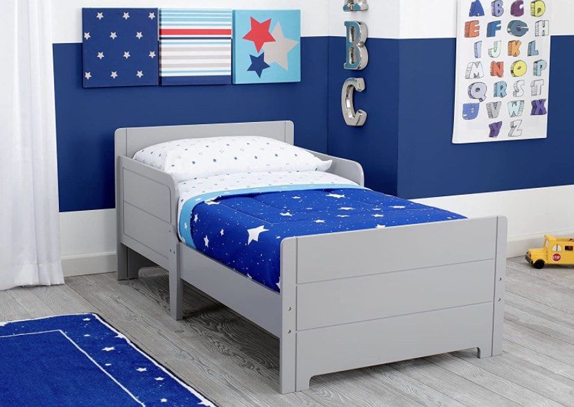 Delta Kids Wood Bed Frame, Furniture & Home Living, Furniture, Bed ...