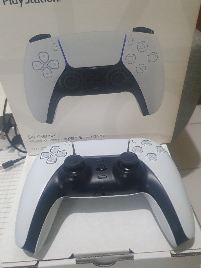 DS5 Dual Sense 5 Controller with charging dock for PS5, Video Gaming, Video Games, PlayStation ...