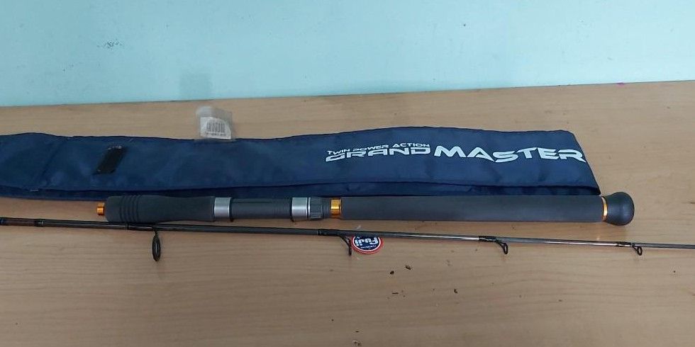 Fishing rod / string and gear, Sports Equipment, Fishing on Carousell