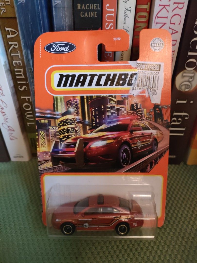 Ford Police Interceptor Matchbox Car, Hobbies & Toys, Toys & Games on ...