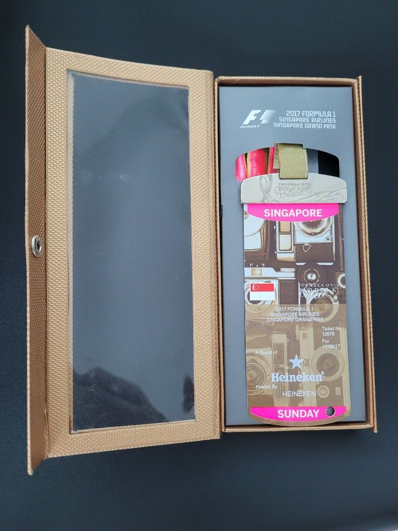 FORMULA One F1 Paddock Club Pass Final with Casing and Lanyard, Hobbies ...