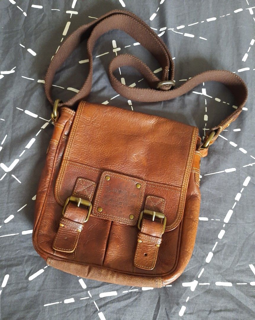 Fossil 54 Genuine Leather Body /Sling Bag (not filson), Men's Fashion ...