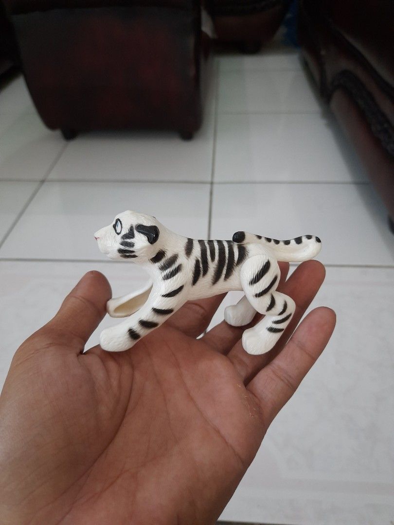 Happy meal tiger leap hu (the secret life of pets 2), Toys ...