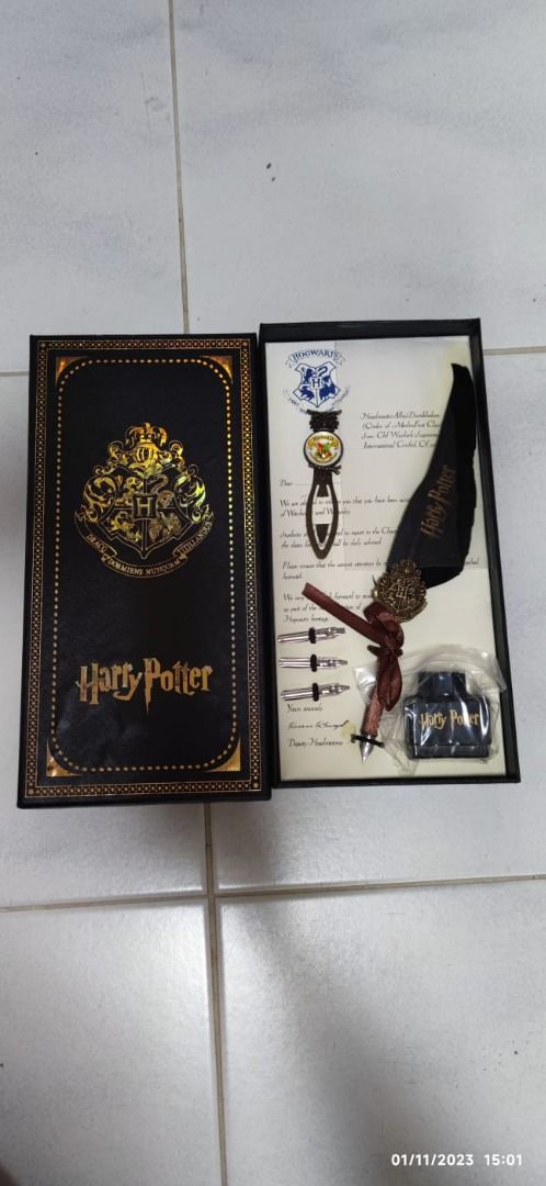 Harry Potter 10 different items all for $99 only, Hobbies & Toys ...