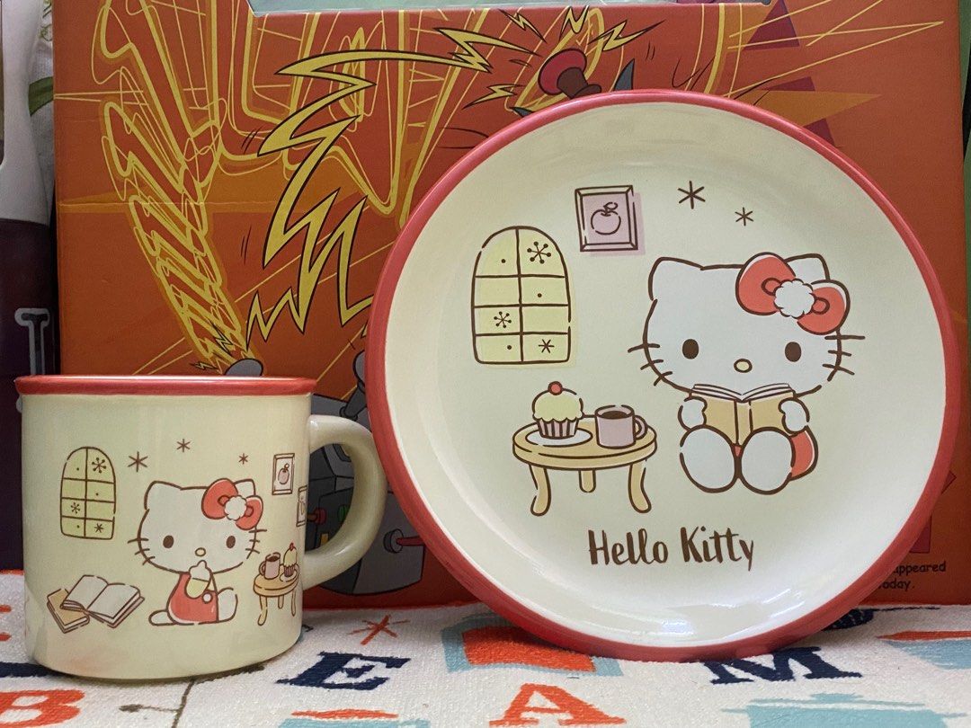 Hello Kitty Reading Set, Furniture & Home Living, Kitchenware ...