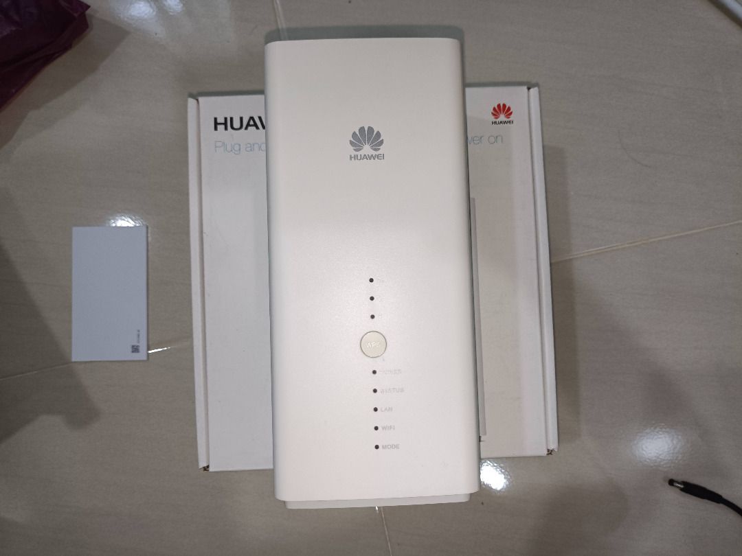 Huawei B618 4G LTE-A Modem + Wireless Router, Computers & Tech, Parts ...