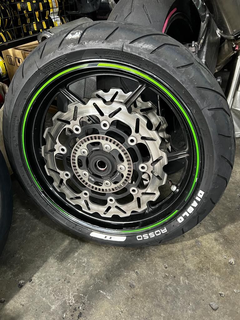 Kawasaki z800 wheel rim brake disc, Motorcycles, Motorcycle Accessories ...