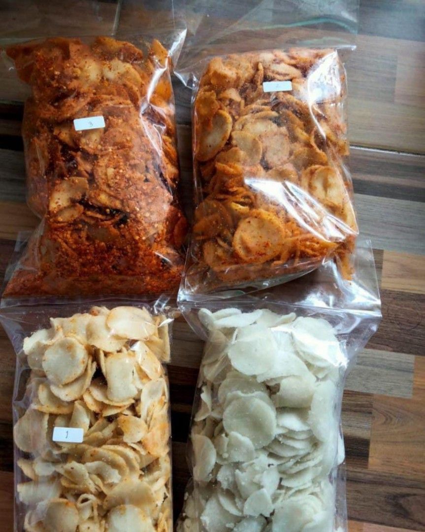 Keripik Moring Jajanan Garut Gurih dan Pedas, Makanan & Minuman, Snek ...