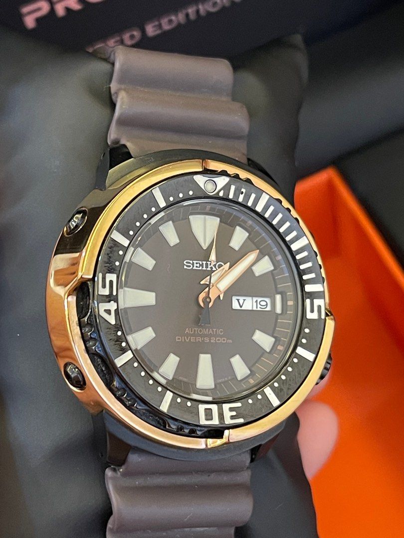 Limited Edition Seiko Prospex Gold Fin, Men's Fashion, Watches ...