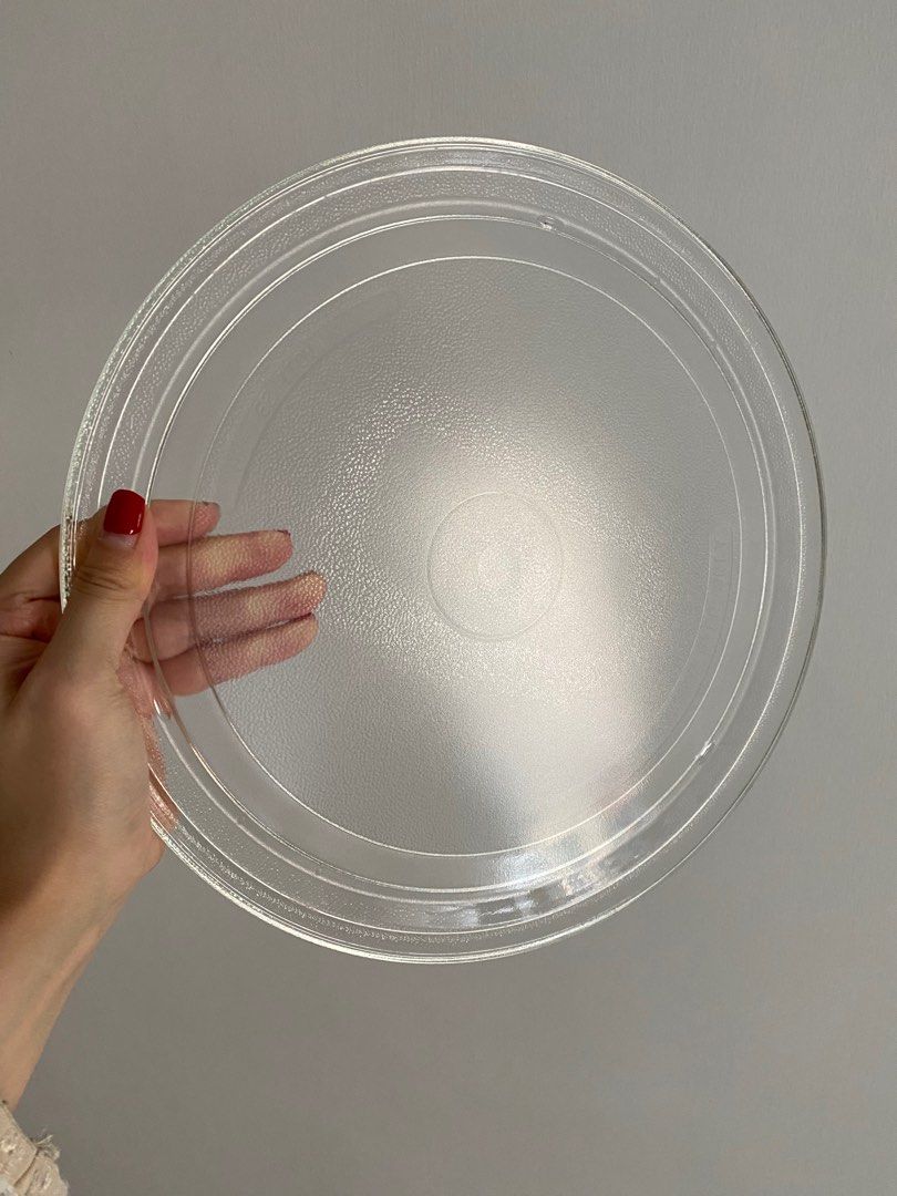 Microwave glass dish and spinner, 傢俬＆家居, 廚具和餐具, 炊具及配件 - Carousell