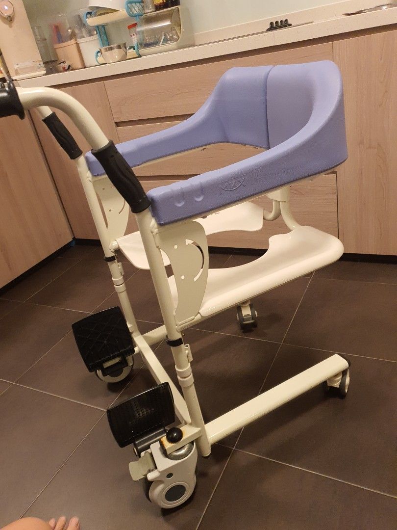 Mobile Transfer Aid / Bath Chair, Health & Nutrition, Assistive ...