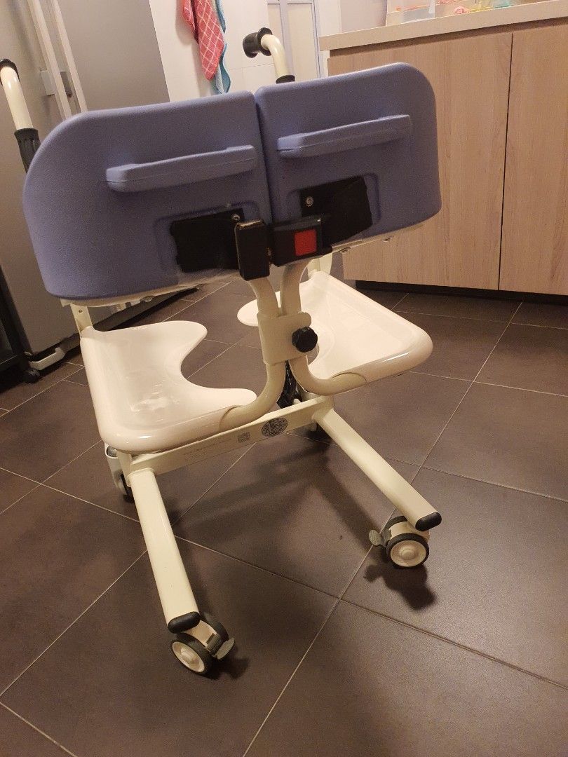 Mobile Transfer Aid / Bath Chair, Health & Nutrition, Assistive ...
