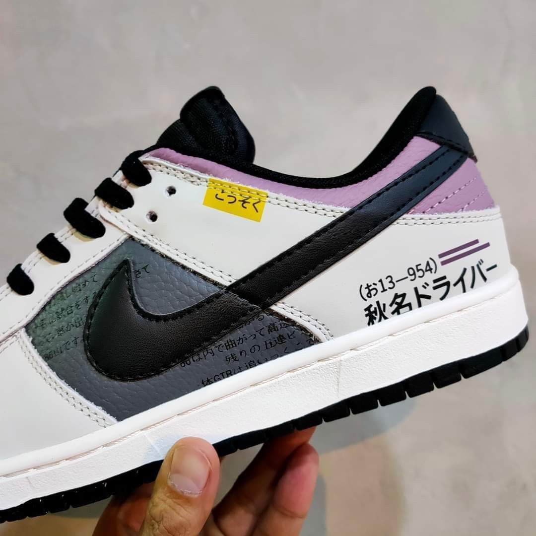 NIKE SB DUNK LOW INITIAL D, Men's Fashion, Footwear, Sneakers on Carousell