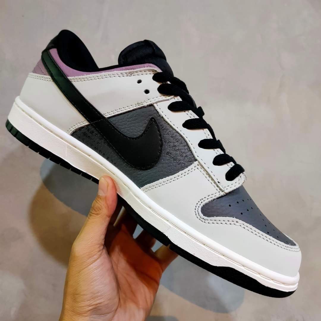 NIKE SB DUNK LOW INITIAL D, Men's Fashion, Footwear, Sneakers on Carousell