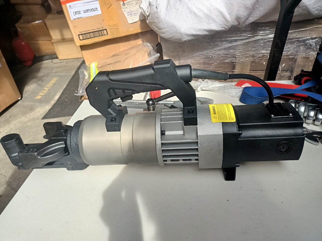 NRB-22E HAND HELD REBAR BENDER, Commercial & Industrial, Construction ...