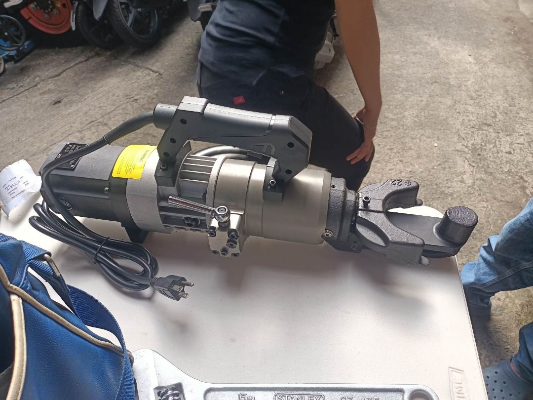 NRB-22E HAND HELD REBAR BENDER, Commercial & Industrial, Construction ...