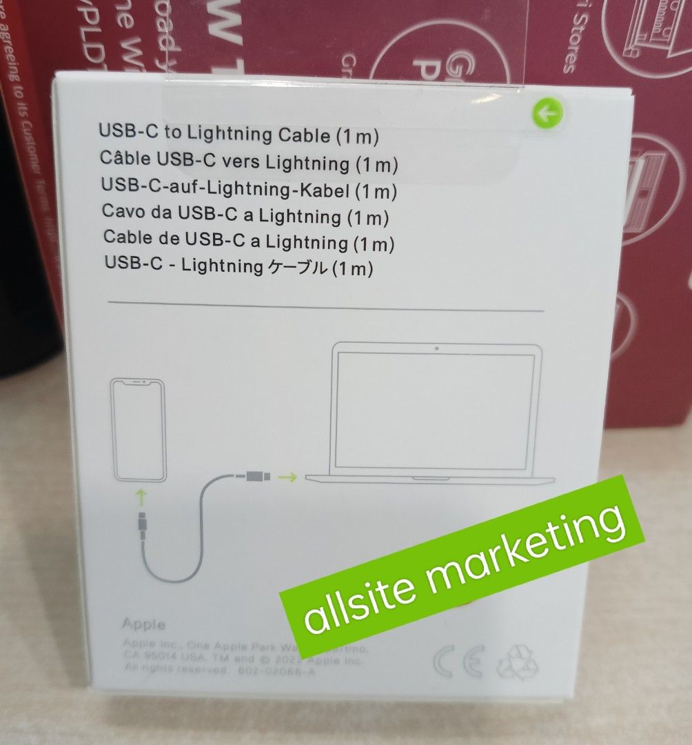 ORIG. USB-C to Lightning cable (1m), Computers & Tech, Parts ...