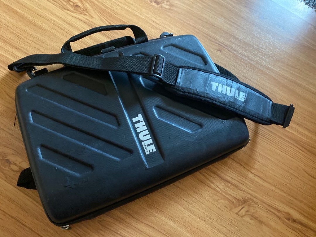 Original Thule Sweden laptop bag, Computers & Tech, Parts & Accessories ...