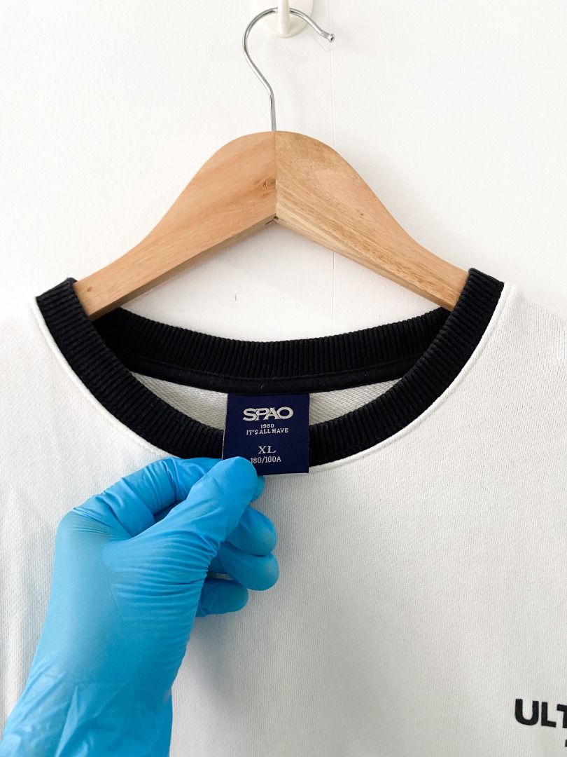 Original Tri-toned ULTIMATE Pullover by SPAO (Korean brand), Men's ...