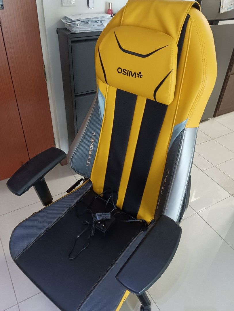 OSIM Uthrone V 2022 Bumblebee Edition Gaming Chair, Furniture & Home ...