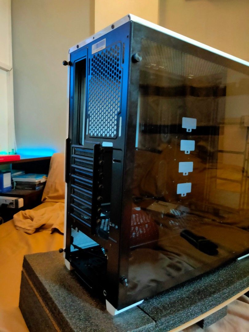 Phanteks P400, Computers & Tech, Parts & Accessories, Other Accessories on Carousell