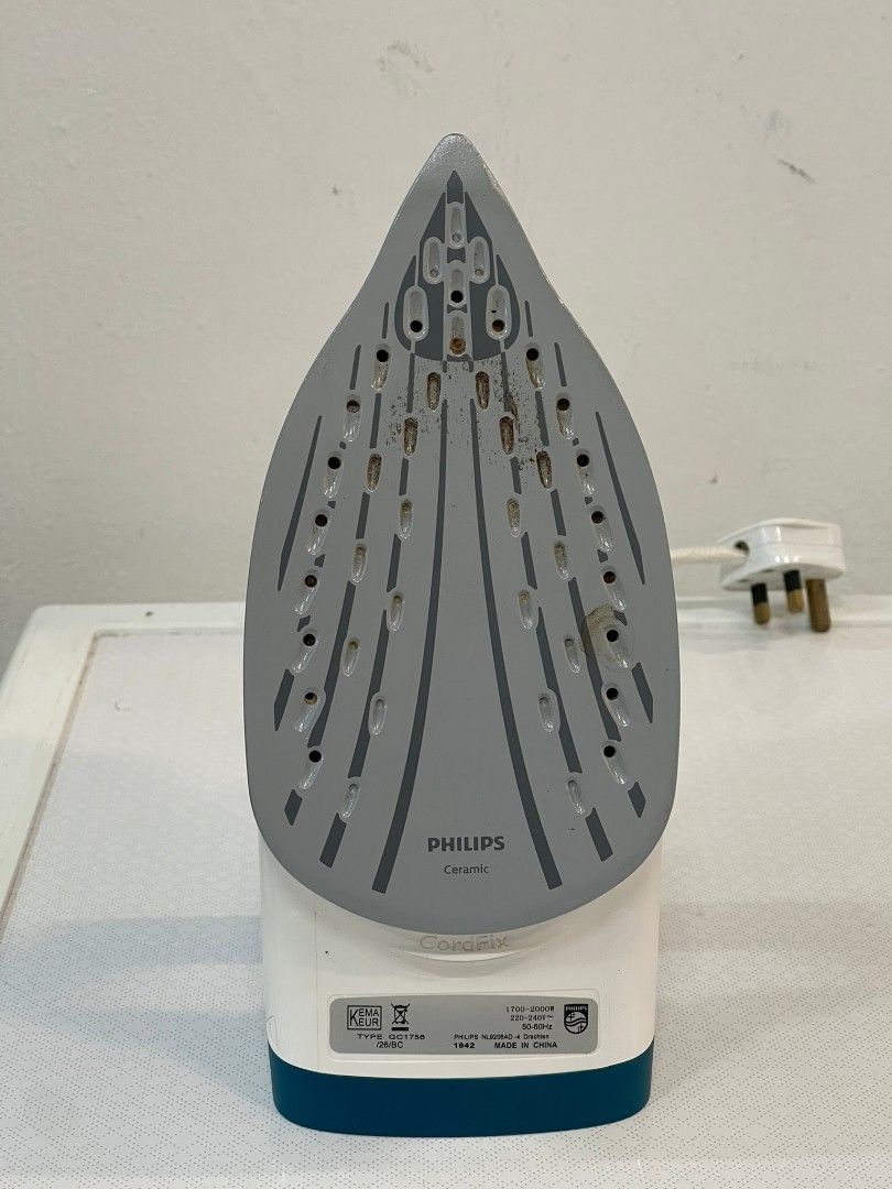 Philips 2000W STEAM IRON (GC1756-26), TV & Home Appliances, Irons ...