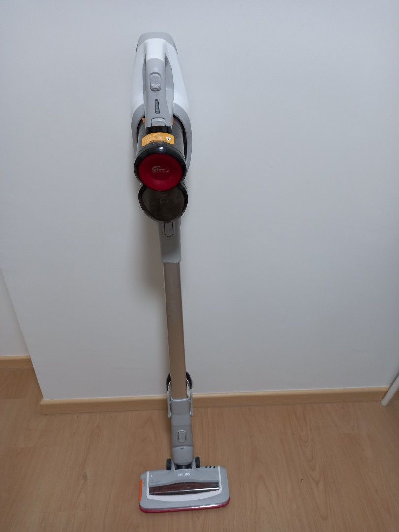Philips FC6723 Cordless Vacuum, TV & Home Appliances, Vacuum Cleaner ...