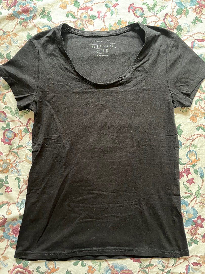 PLAIN BLACK SHIRT, Women's Fashion, Tops, Shirts on Carousell