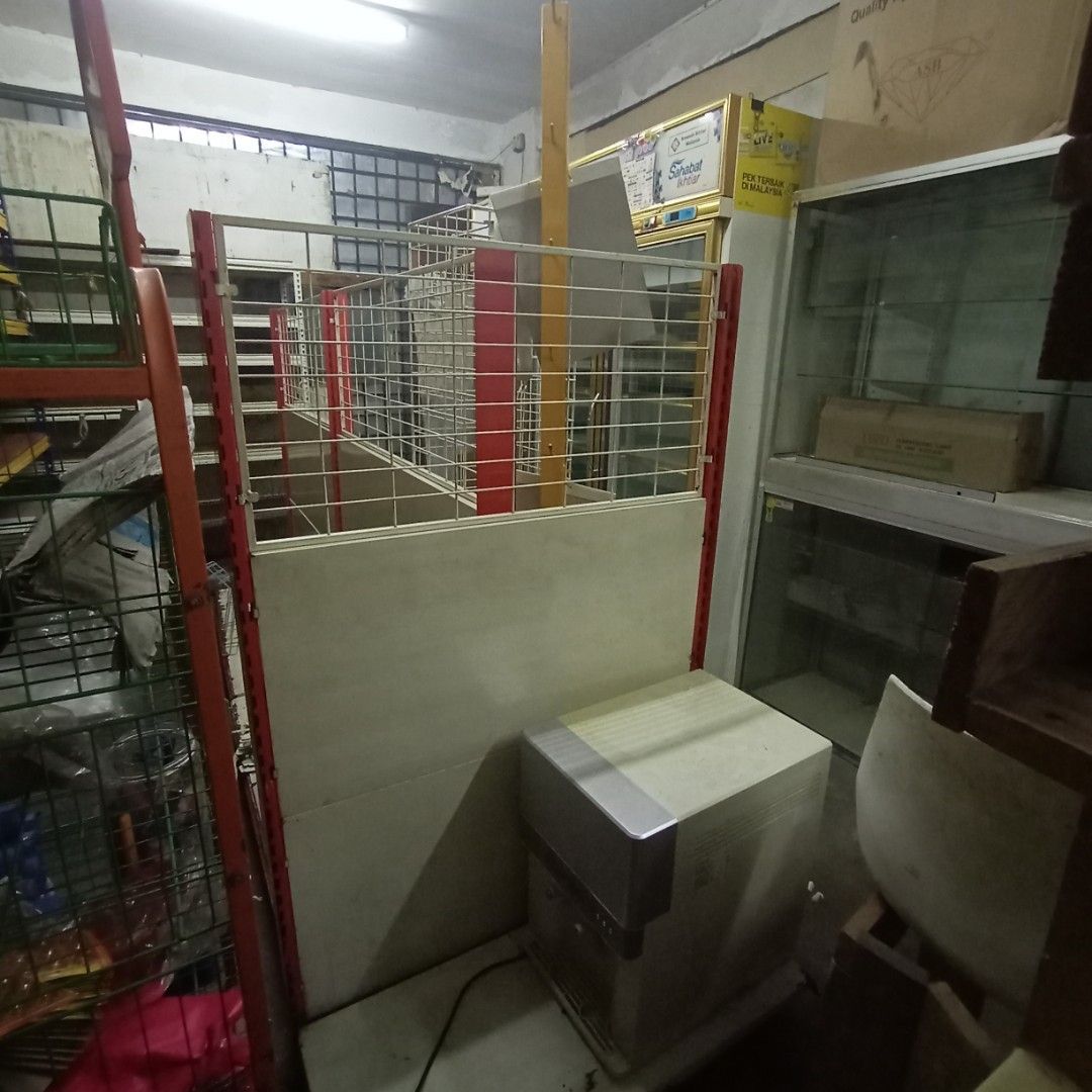 Rak display Kedai runcit Dan rak display kaca, Services, Home Services ...