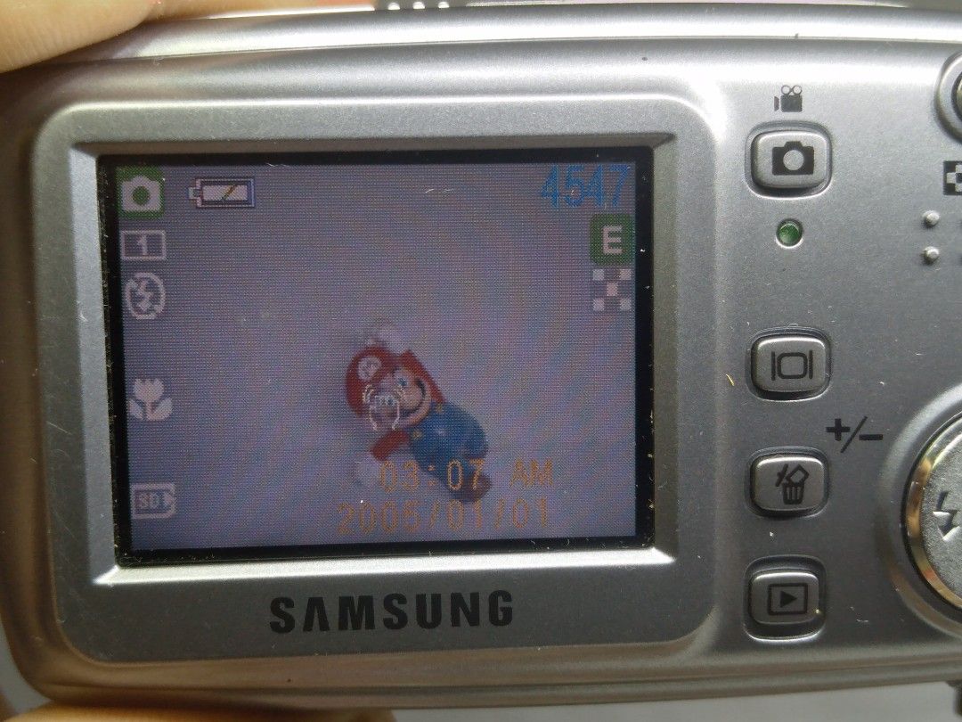 Samsung vintage camera, Photography, Cameras on Carousell