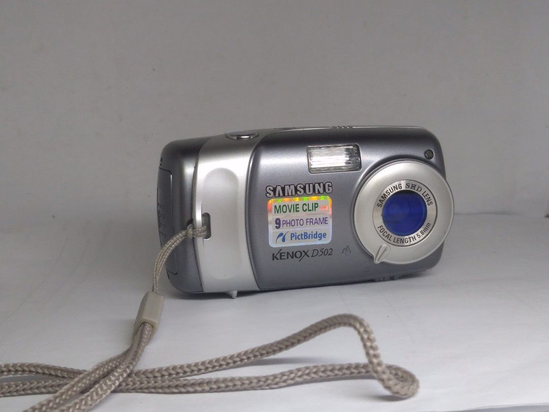 Samsung vintage camera, Photography, Cameras on Carousell