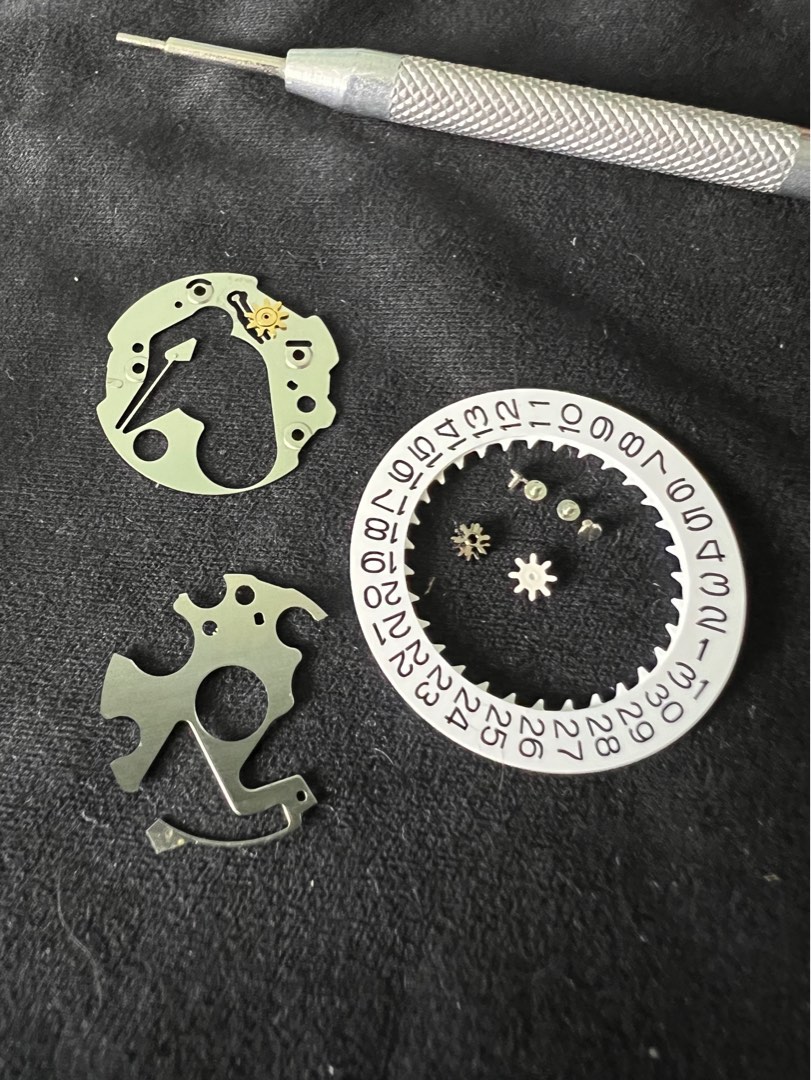 Seiko Date Wheel Mechanism, Men's Fashion, Watches & Accessories ...