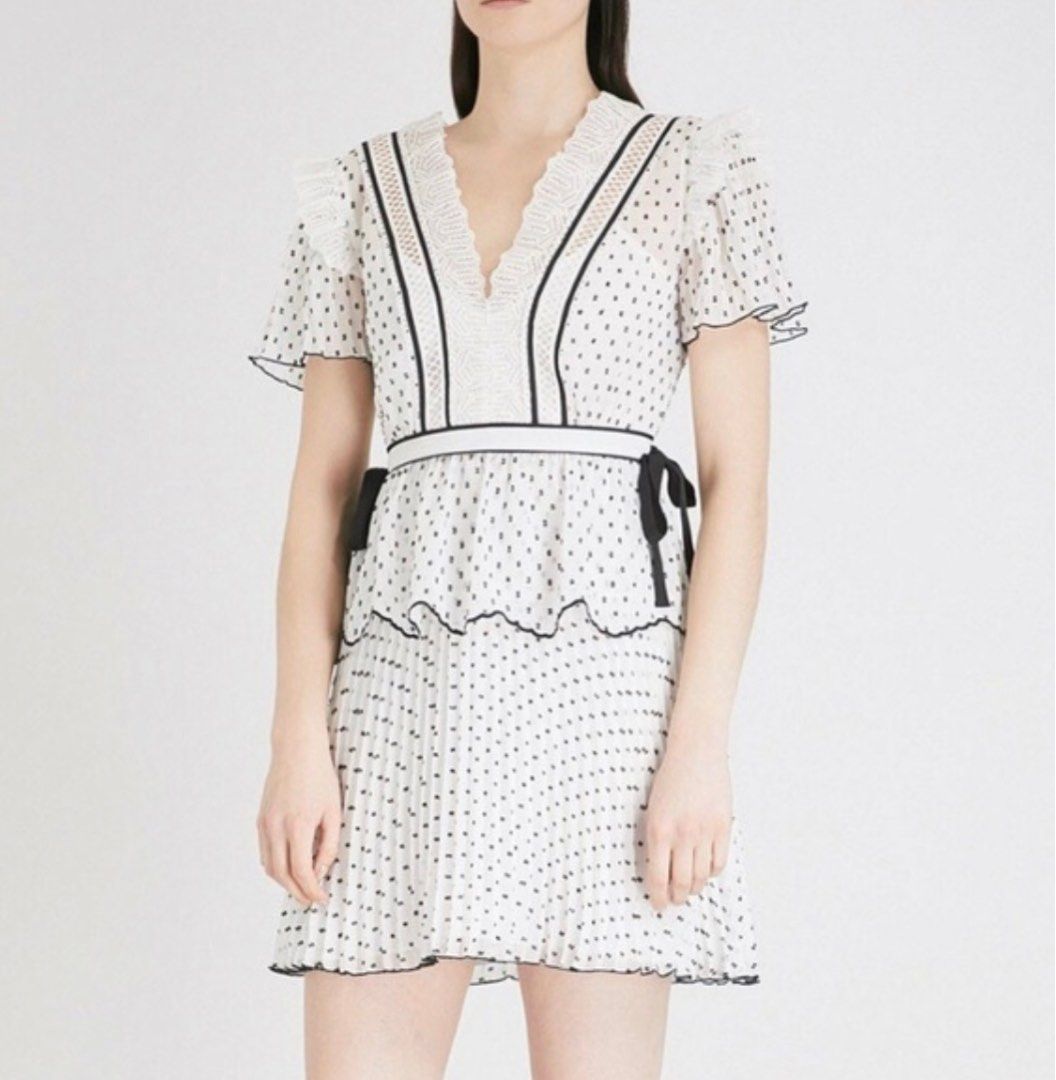 Self Portrait Pleated Plumetis Dress, Women's Fashion, Dresses & Sets, Dresses on Carousell