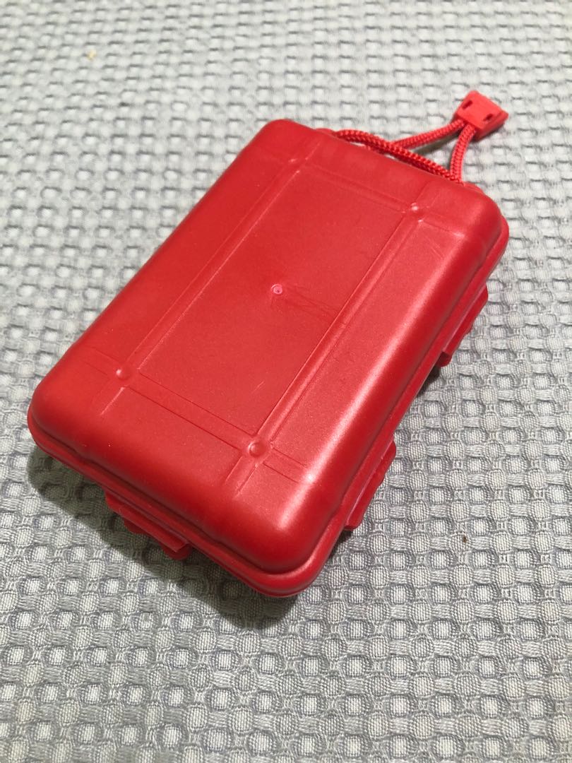 Small Padded plastic carry case, Hobbies & Toys, Stationary & Craft ...
