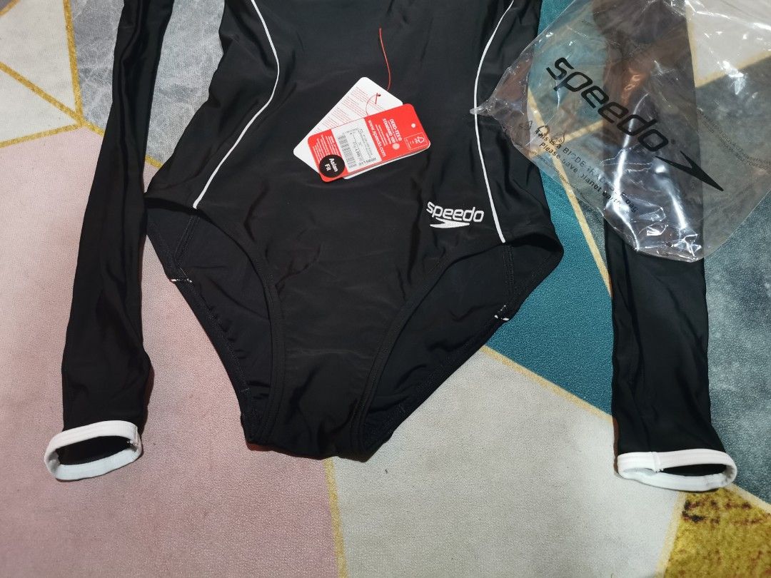 Speedo one piece rash guard, Women's Fashion, Swimwear, Rash guard on ...