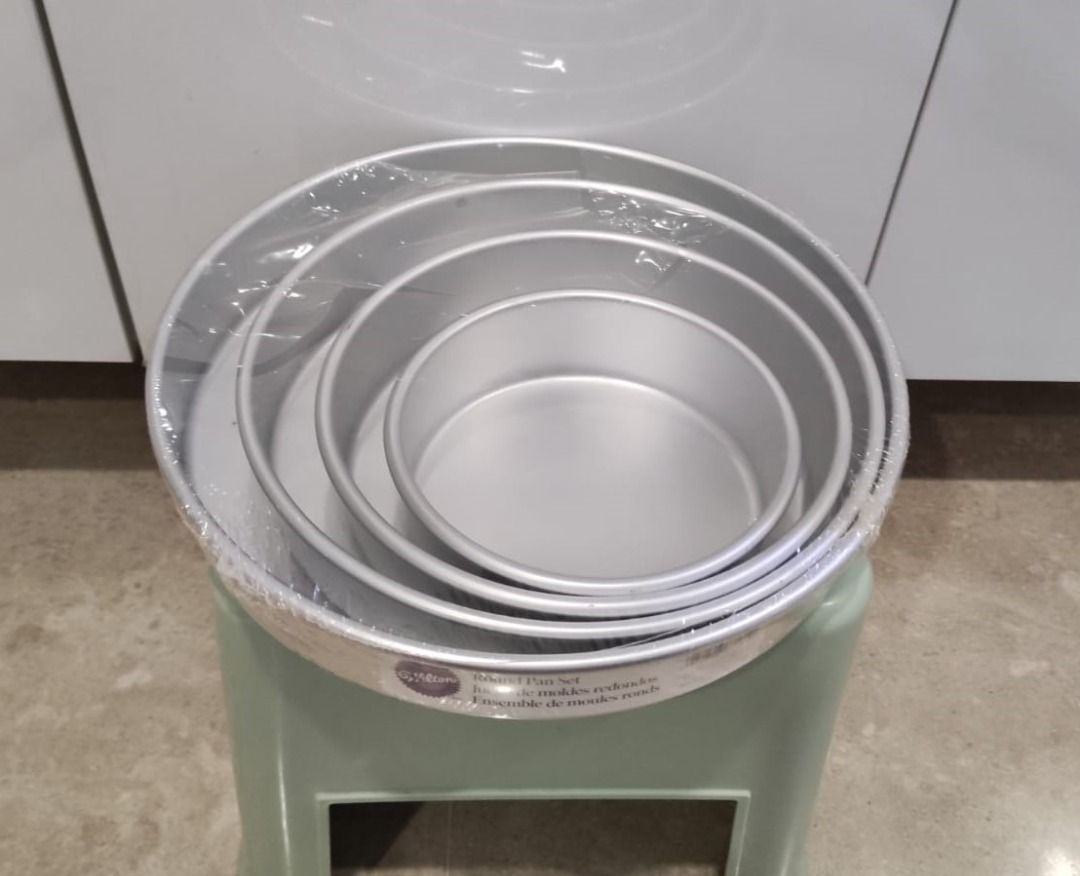 Springform Pan, Square Pan, Round Cake Pans Set, Hand Mixer, Furniture ...