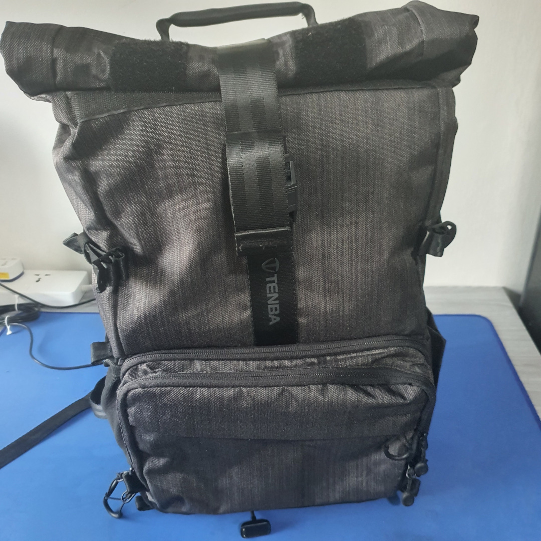 Tenba DNA 15 Backpack (Graphite) NEVER USED, Photography, Photography ...