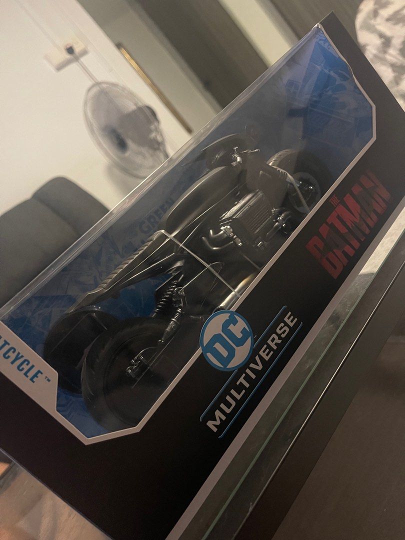 The batman 2022 batcycle, Hobbies & Toys, Toys & Games on Carousell