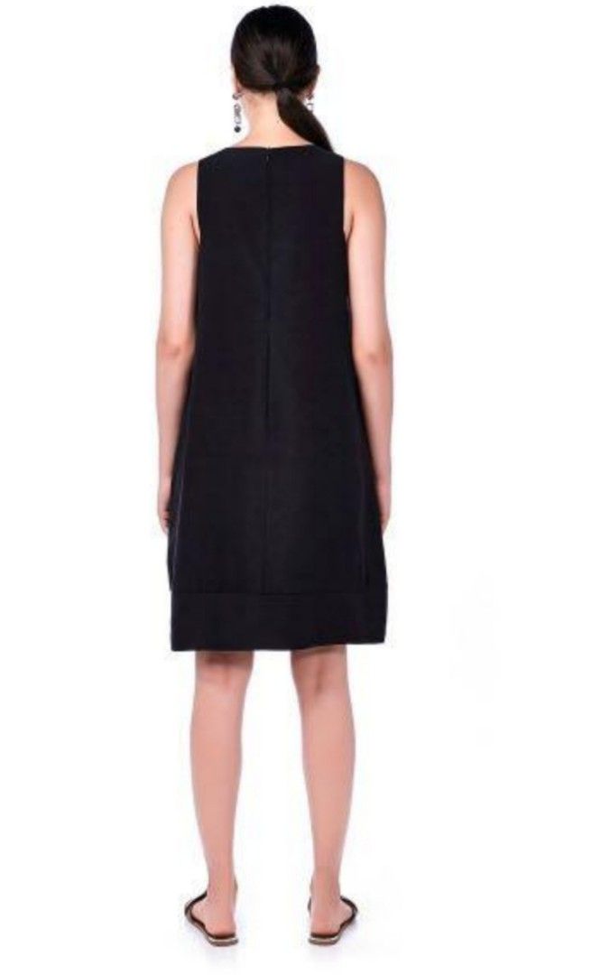 THE EDITORS MARKET BLACK BASIC DRESS, Fesyen Wanita, Pakaian Wanita, Gaun & Rok di Carousell