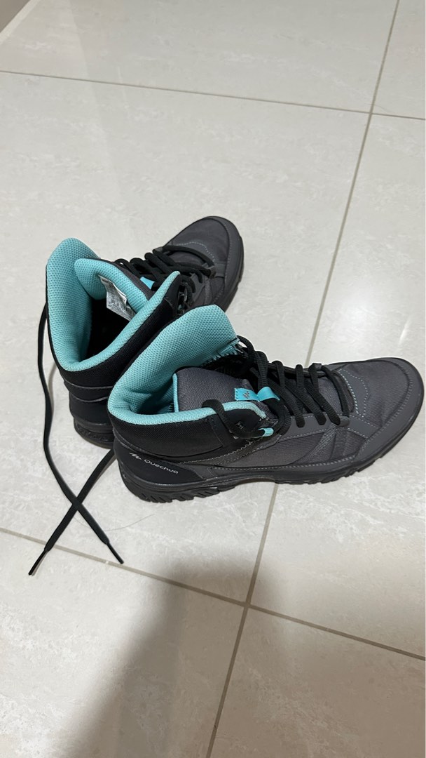 Tracking Shoe, Women's Fashion, Footwear, Sneakers on Carousell