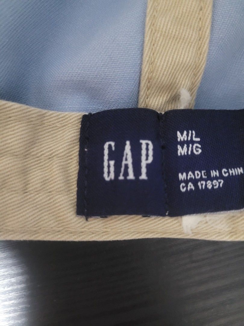 Vintage GAP cap, Men's Fashion, Watches & Accessories, Caps & Hats on ...