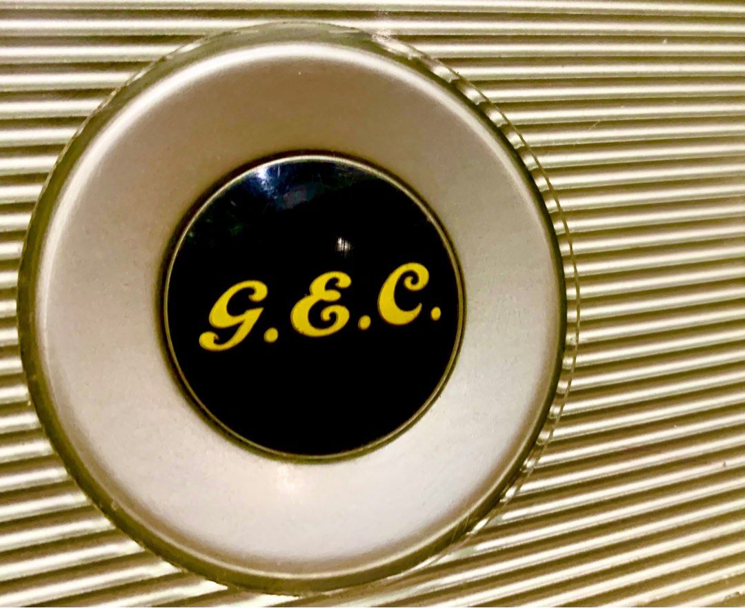 Vintage GEC Fridge. Not functioning. Great for display. Minat PM ...