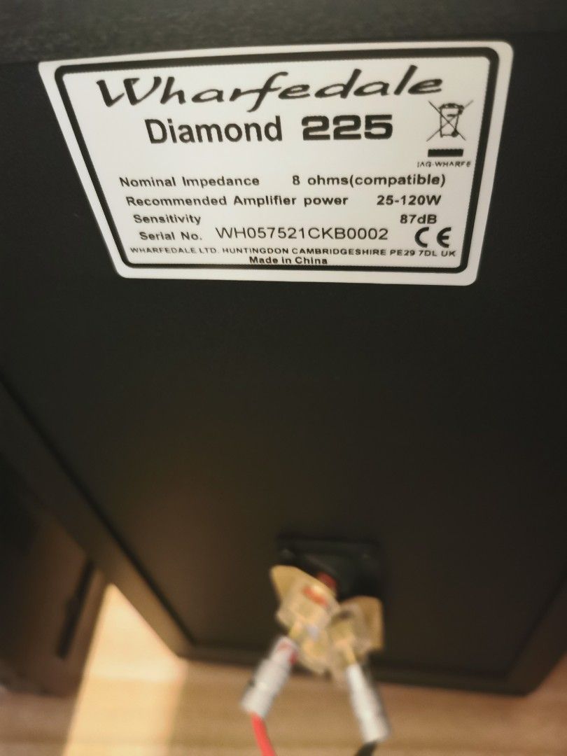 Wharfedale diamond 225 bookself speaker, Audio, Soundbars, Speakers ...