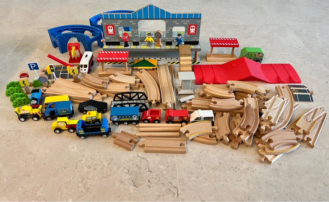 Wooden Train Set, Hobbies & Toys, Toys & Games on Carousell